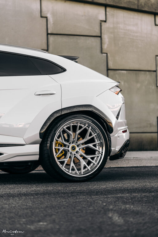 White Lamborghini Urus - Brixton Forged™