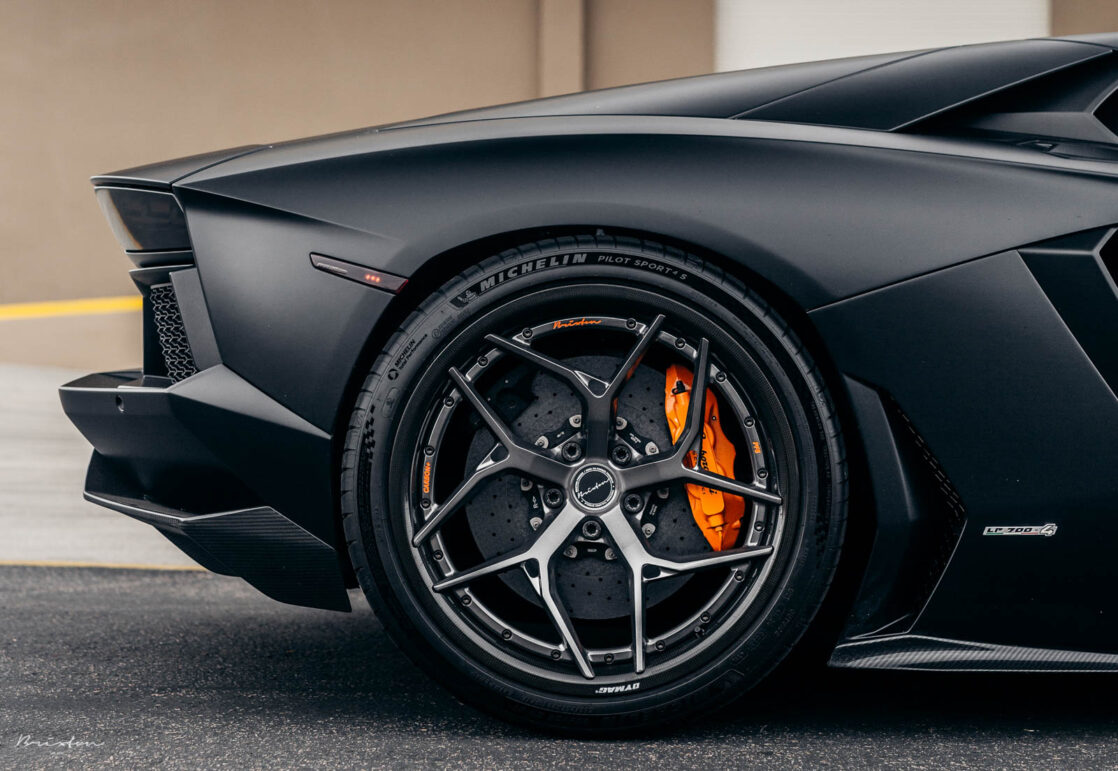 Black Lamborghini Aventador - Brixton Forged™