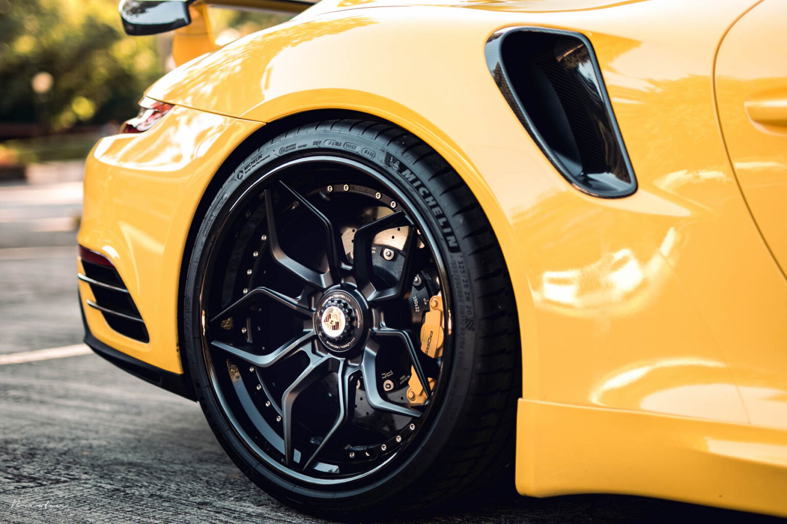 Yellow Porsche 991 Turbo S - Brixton Forged™