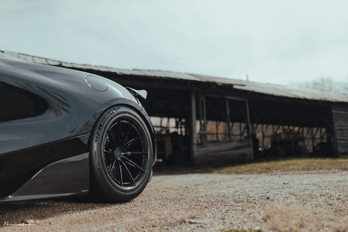 Black Mclaren 720s - Brixton Forged™