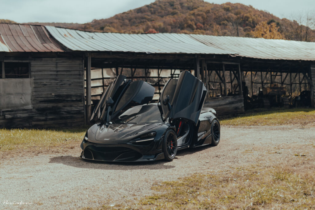 Black Mclaren 720s - Brixton Forged™