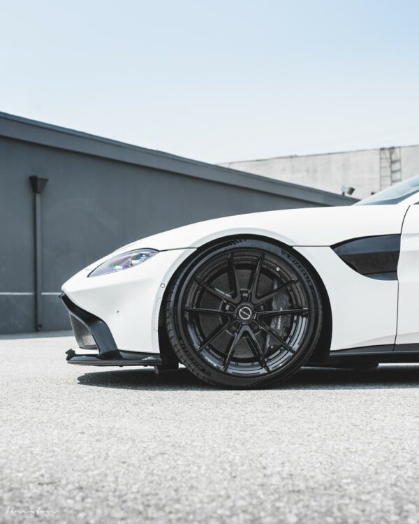 White Aston Martin Vantage - Brixton Forged™