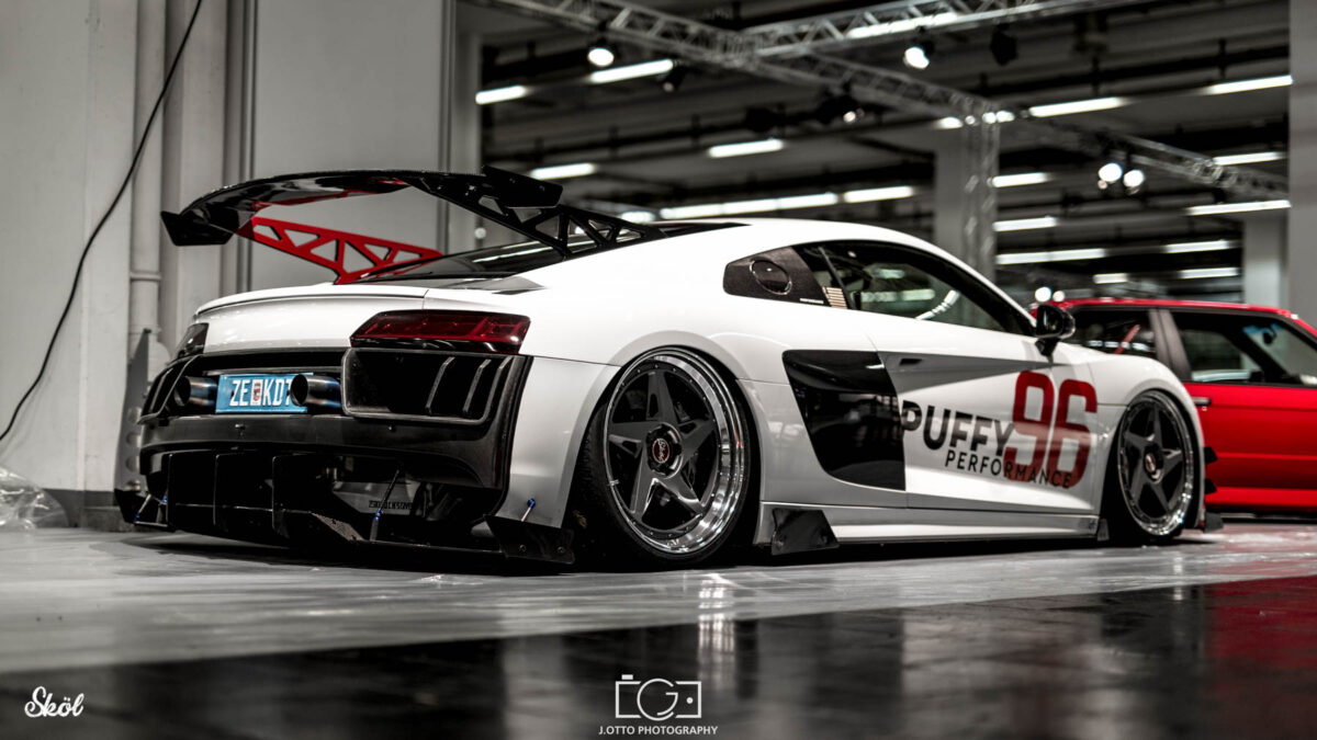 White Bagged Audi R8 - Brixton Forged™