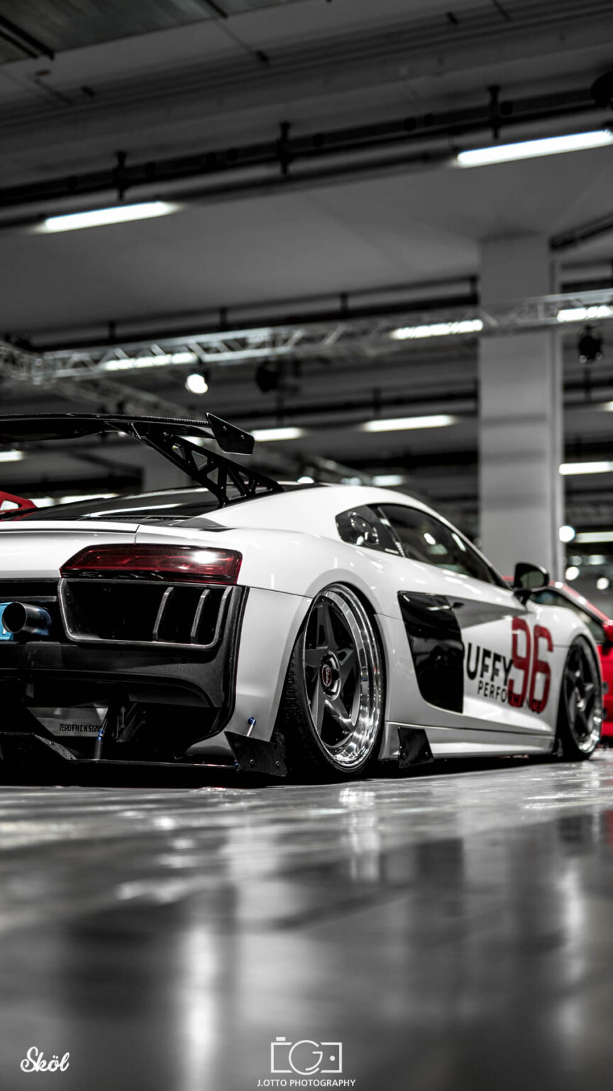 White Bagged Audi R8 - Brixton Forged™