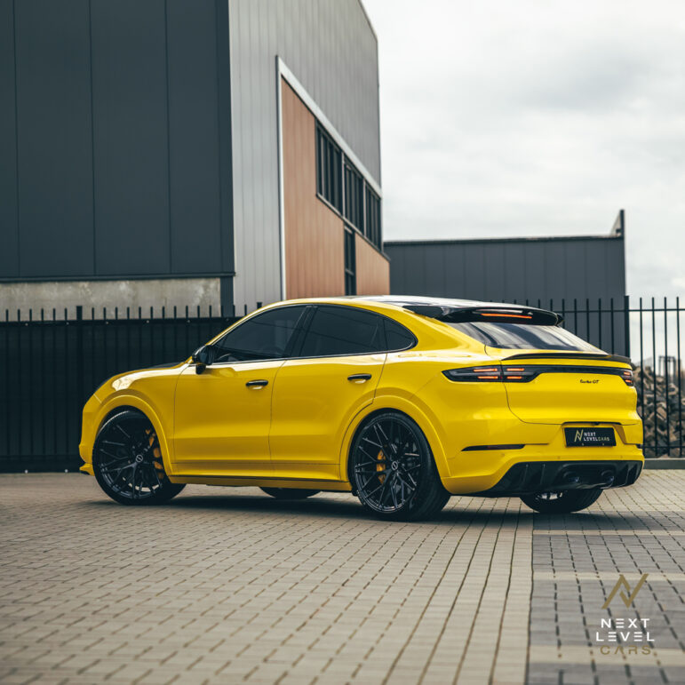 Yellow Porsche Cayenne Turbo GT - Brixton Forged™