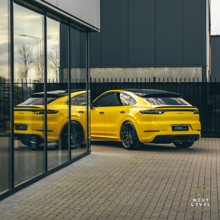 Yellow Porsche Cayenne Turbo GT - Brixton Forged™