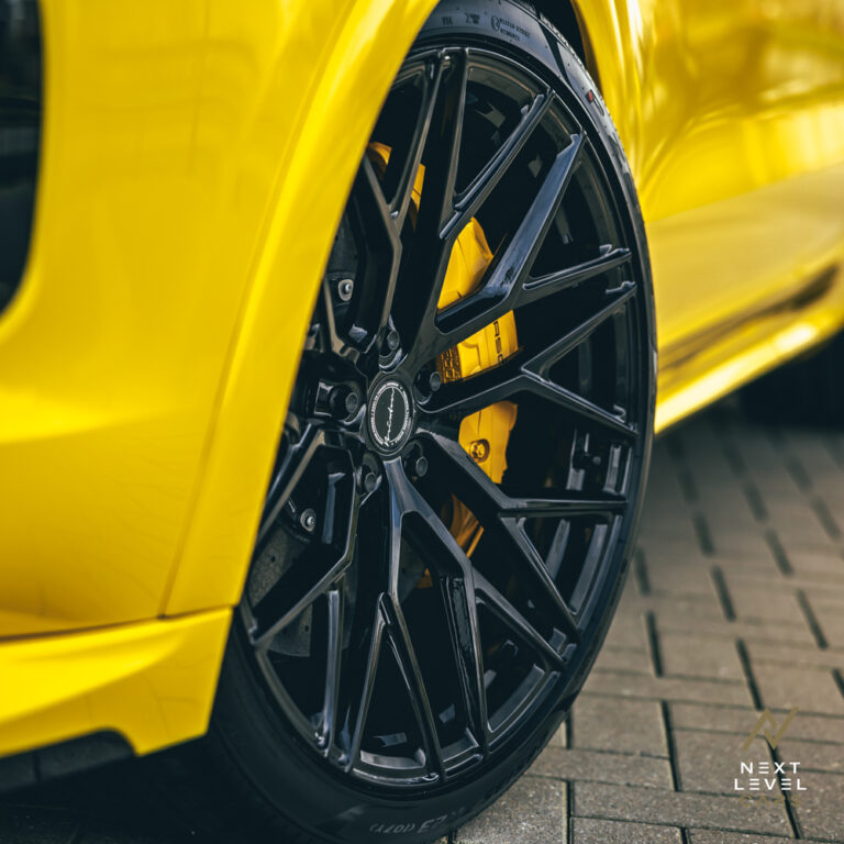 Yellow Porsche Cayenne Turbo GT - Brixton Forged™