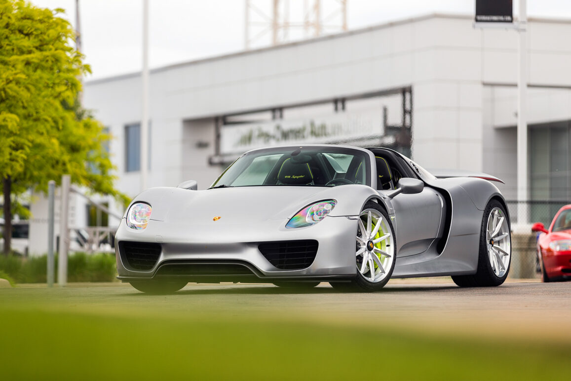 Silver Porsche 918 Spyder - Brixton Forged™