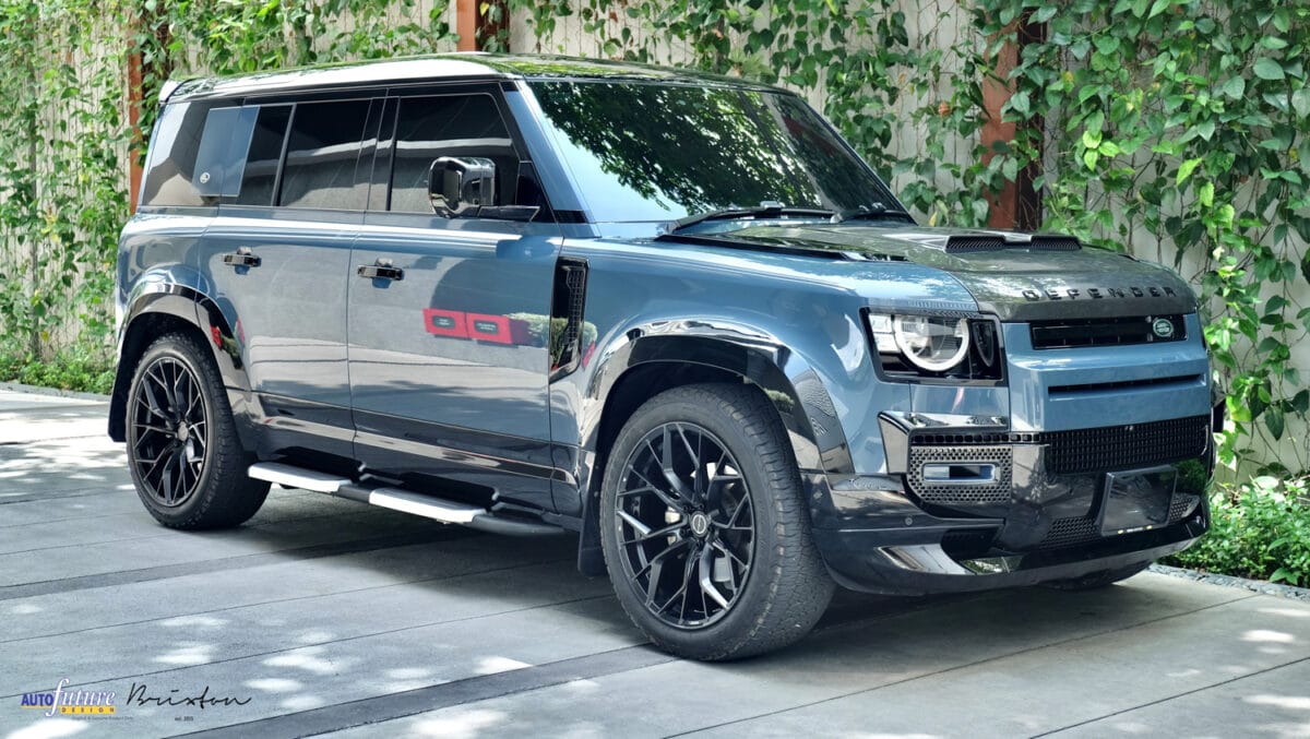 Blue Land Rover Defender - Brixton Forged™