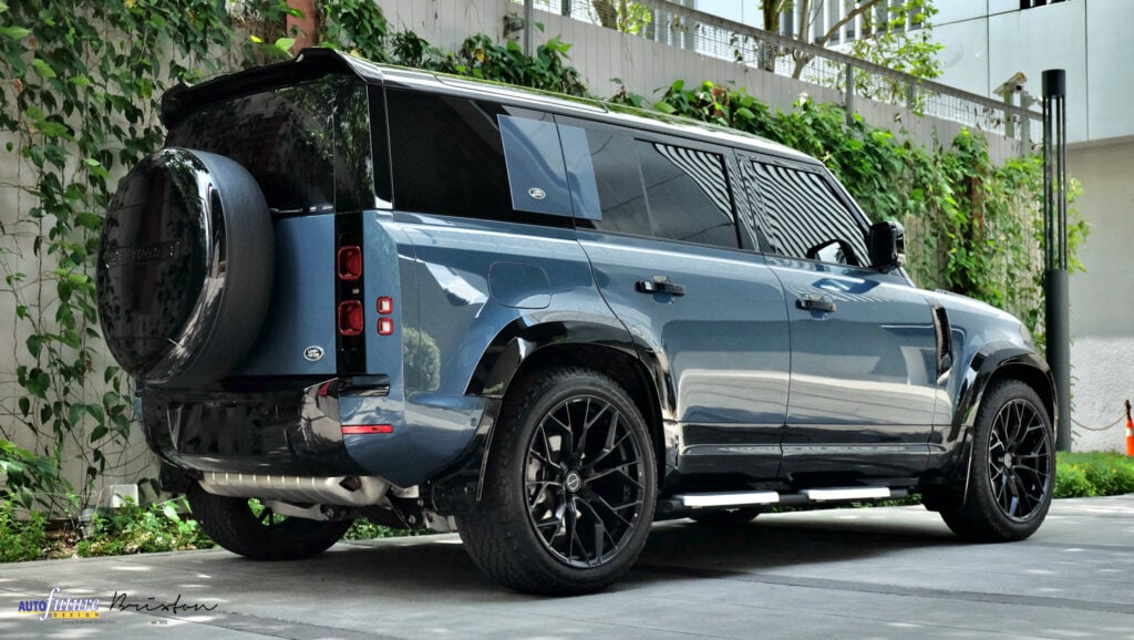 Blue Land Rover Defender - Brixton Forged™