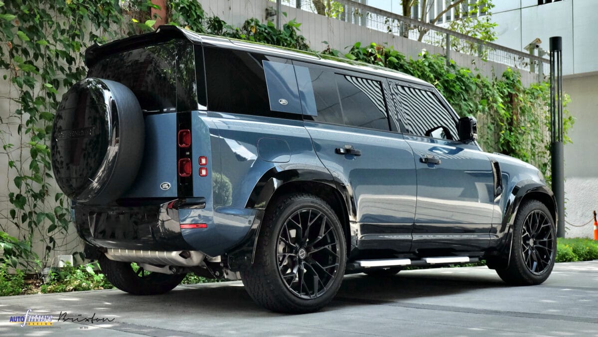 Blue Land Rover Defender - Brixton Forged™