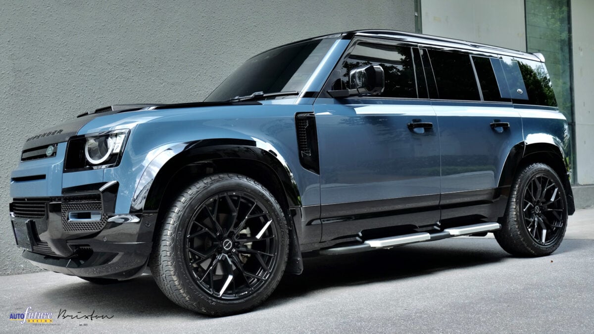 Blue Land Rover Defender - Brixton Forged™