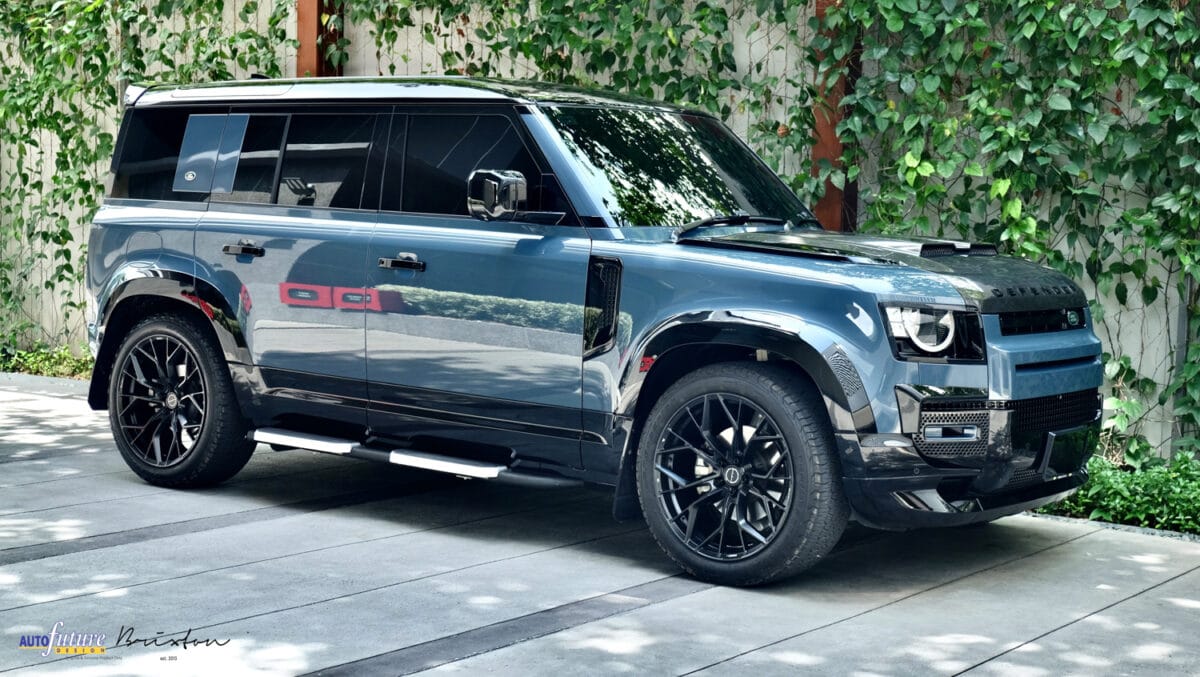 Blue Land Rover Defender - Brixton Forged™