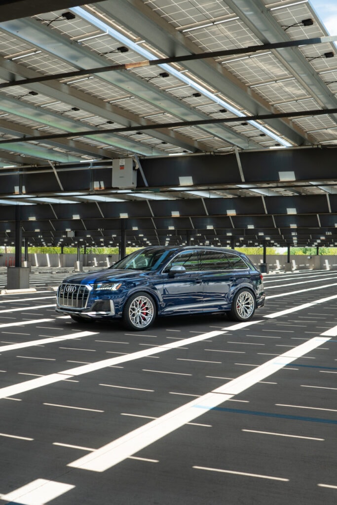 Blue Audi SQ7 - Brixton Forged™