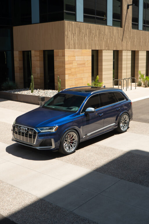 Blue Audi SQ7 - Brixton Forged™