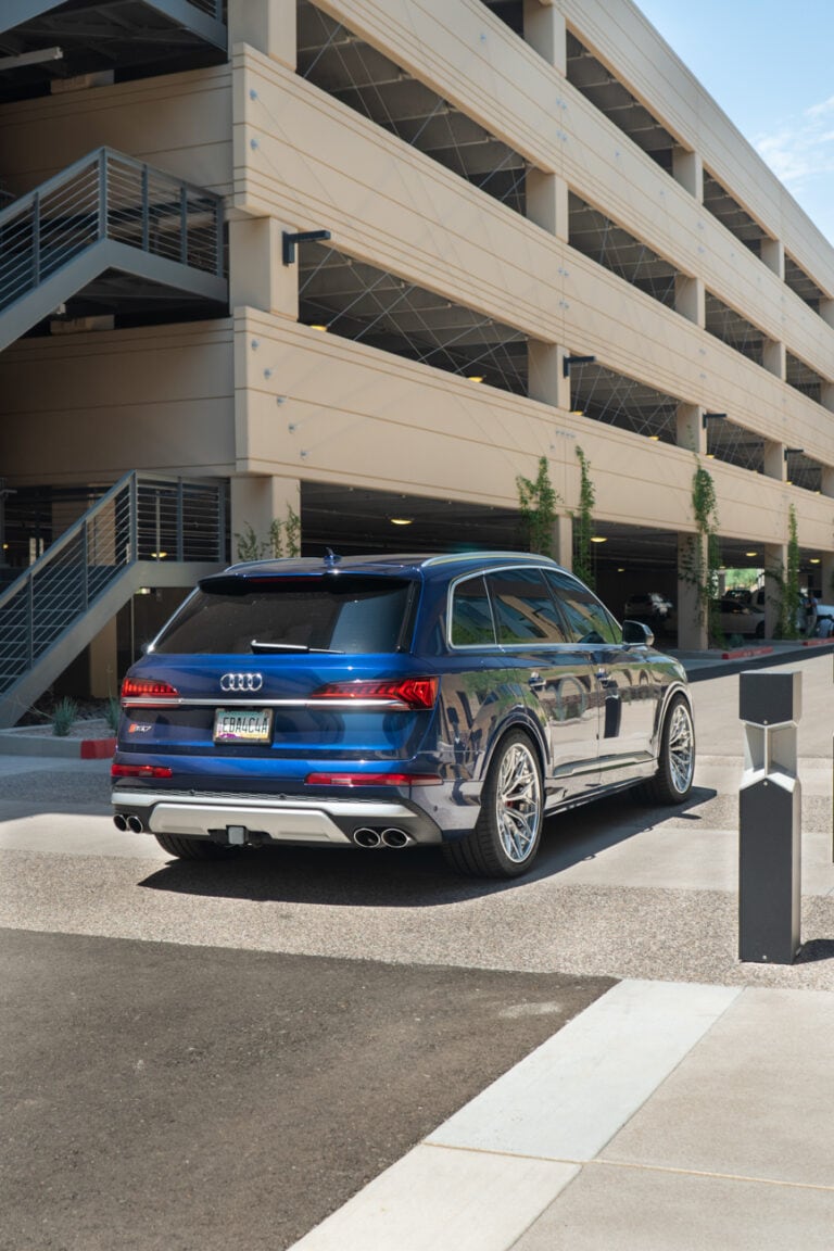 Blue Audi SQ7 - Brixton Forged™