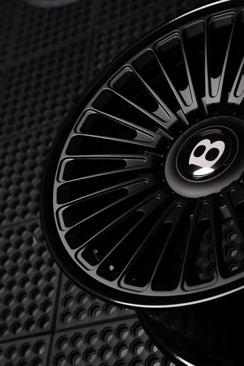 Brixton Forged LX05 Bentley (Wheel Image) - Brixton Forged™