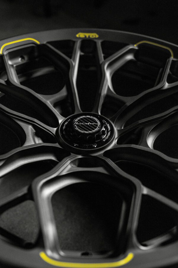 PF14-RS 2-Piece STO (Wheel Images) - Brixton Forged™
