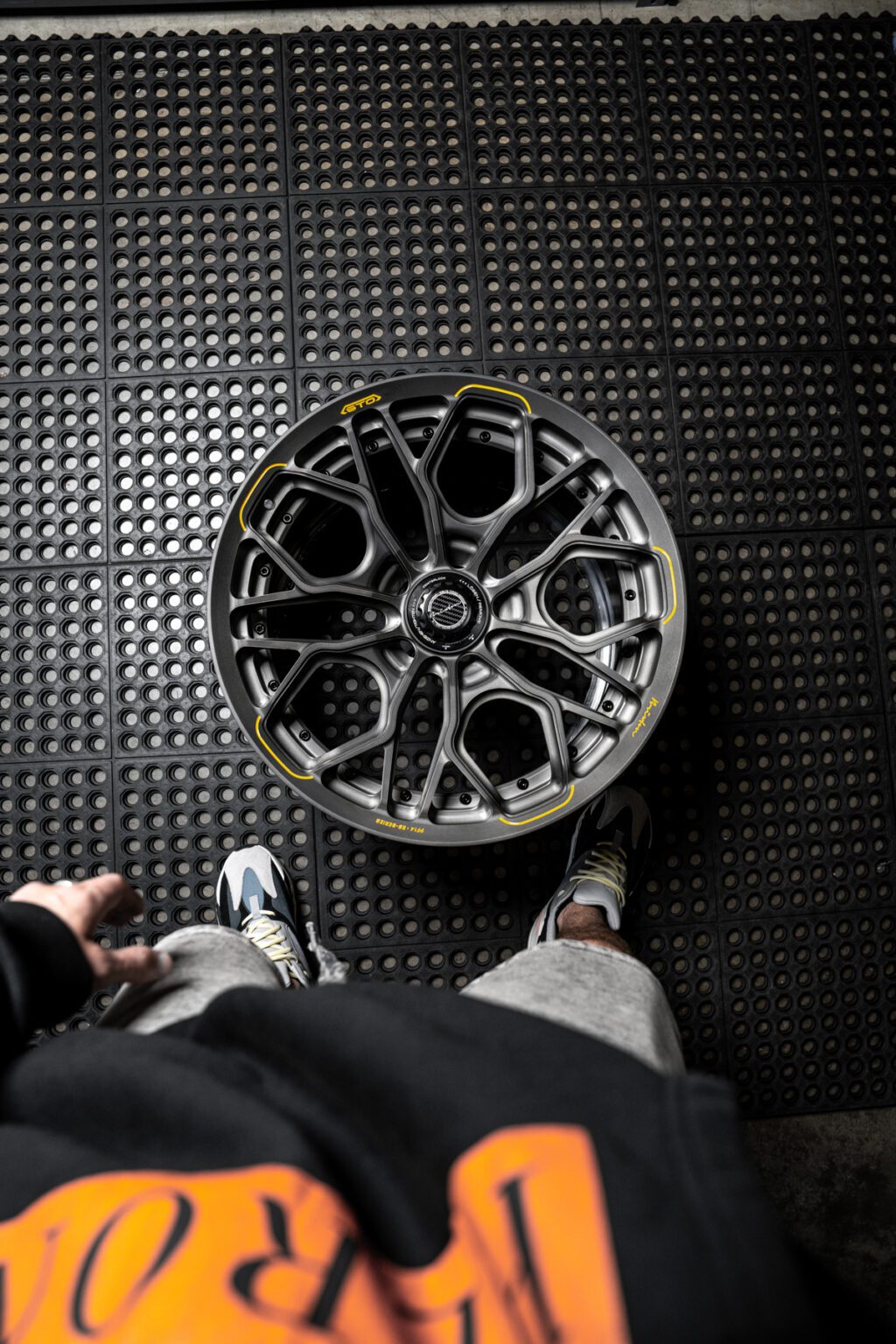 PF14-RS 2-Piece STO (Wheel Images) - Brixton Forged™