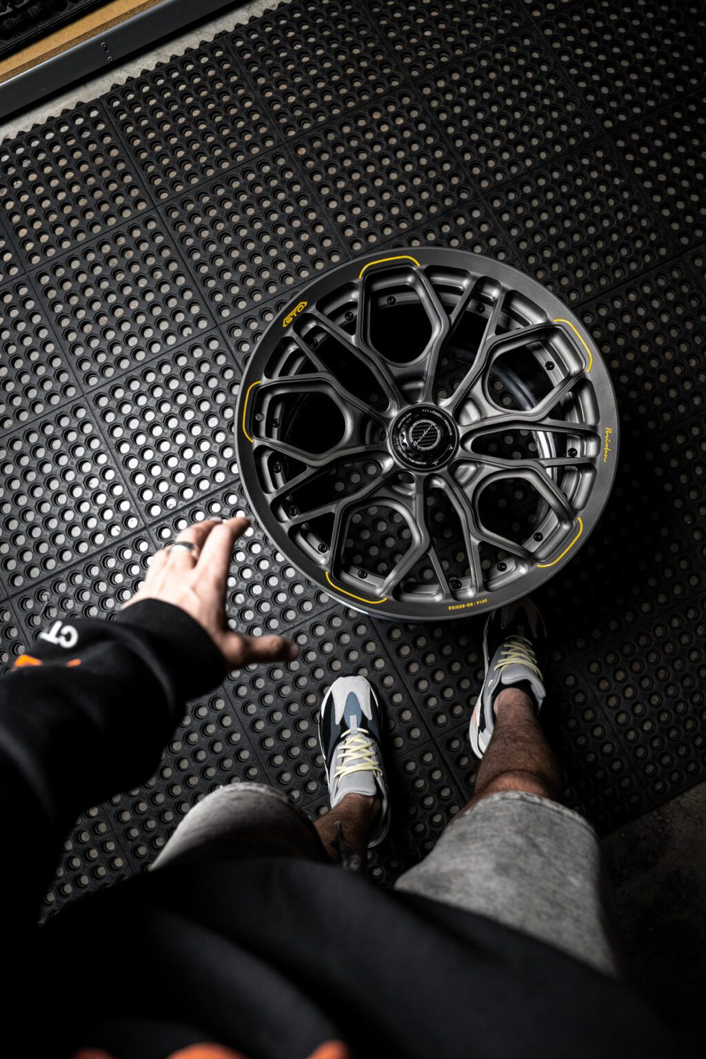 PF14-RS 2-Piece STO (Wheel Images) - Brixton Forged™