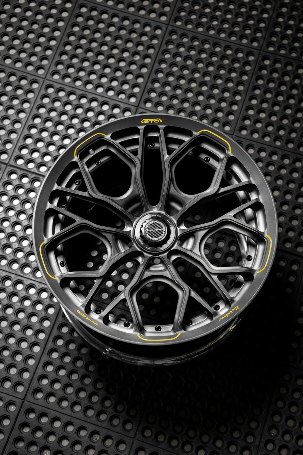PF14-RS 2-Piece STO (Wheel Images) - Brixton Forged™