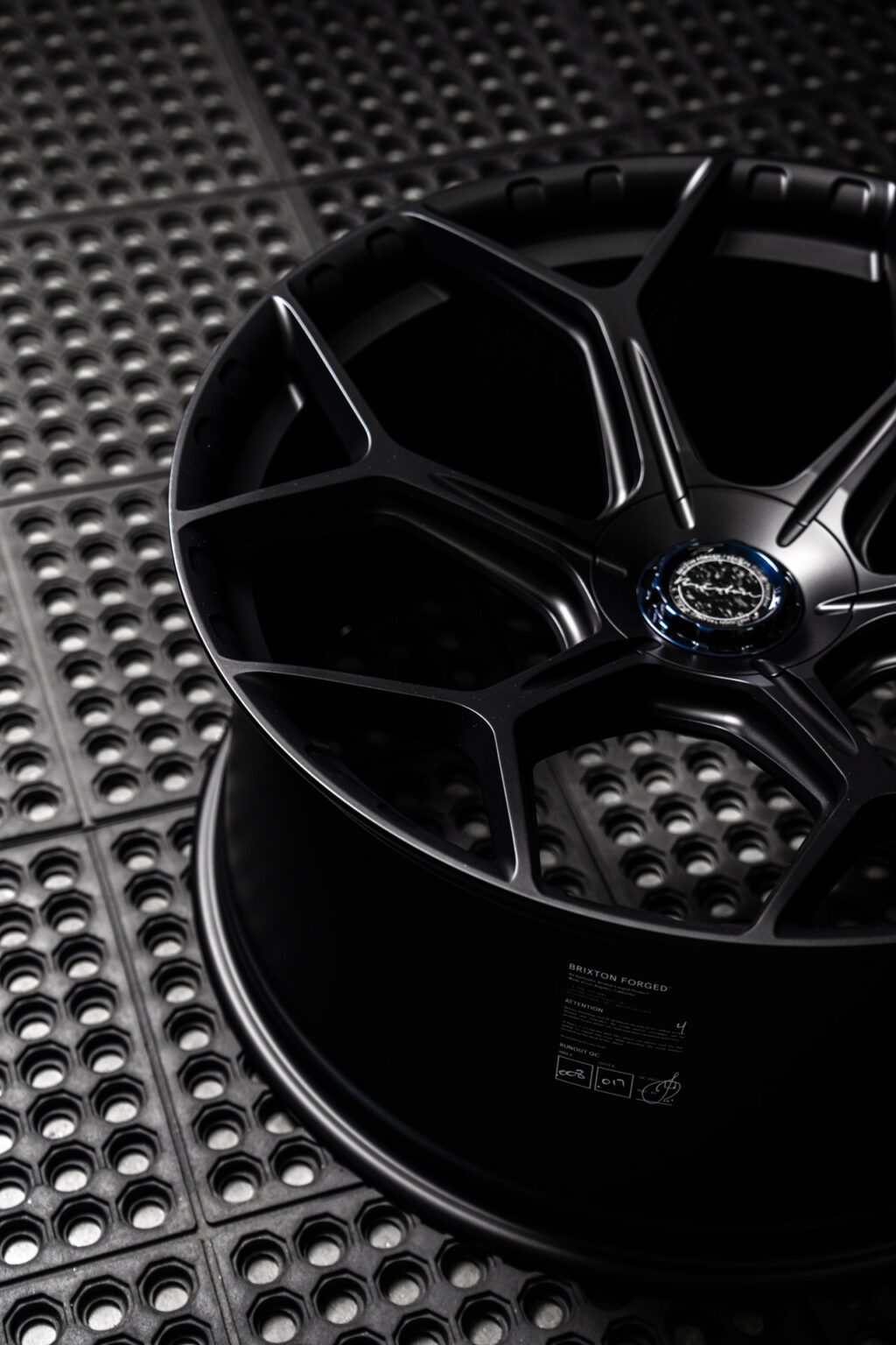 MW03 Satin Black / Blue Center cap (Wheel Images) - Brixton Forged™