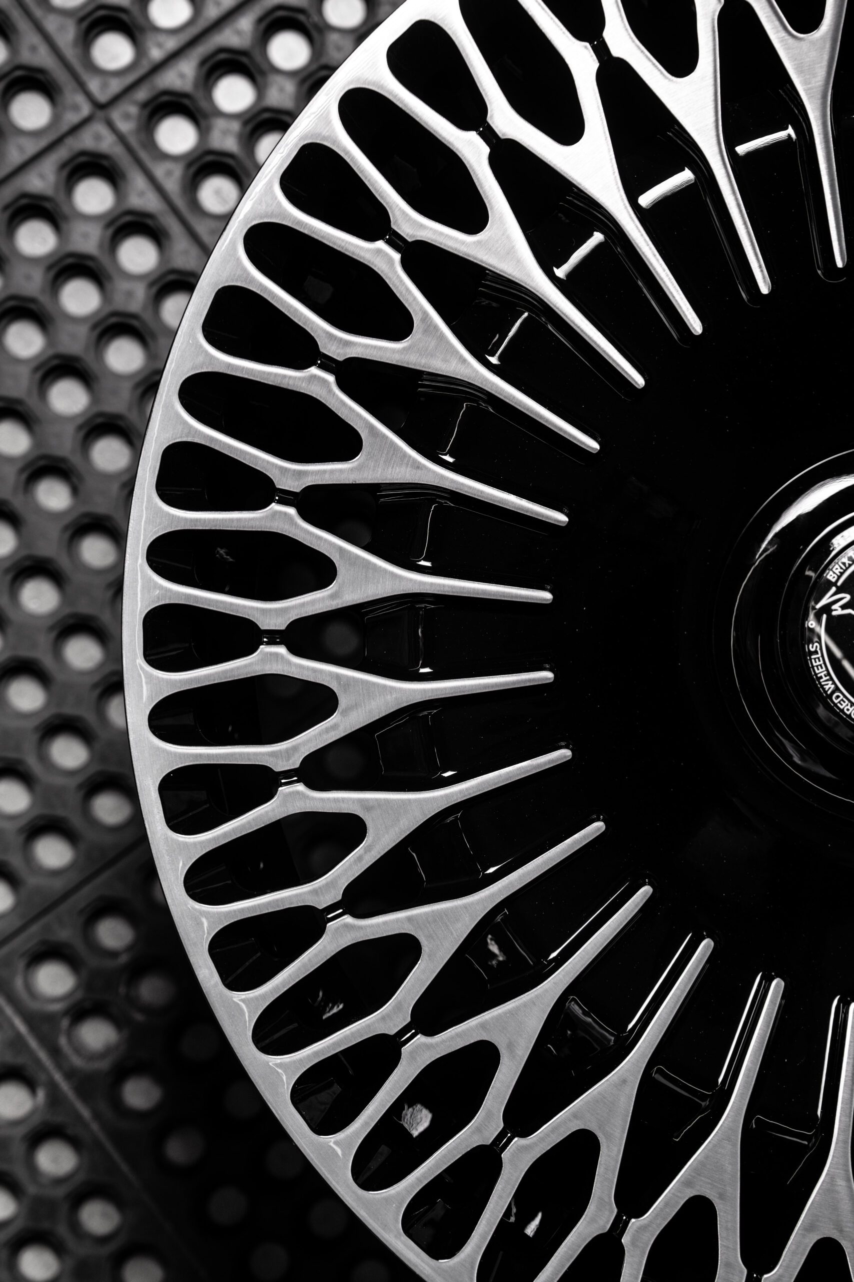 Brixton Forged LX09 Brushed / Gloss Black (Wheel Image) - Brixton Forged™