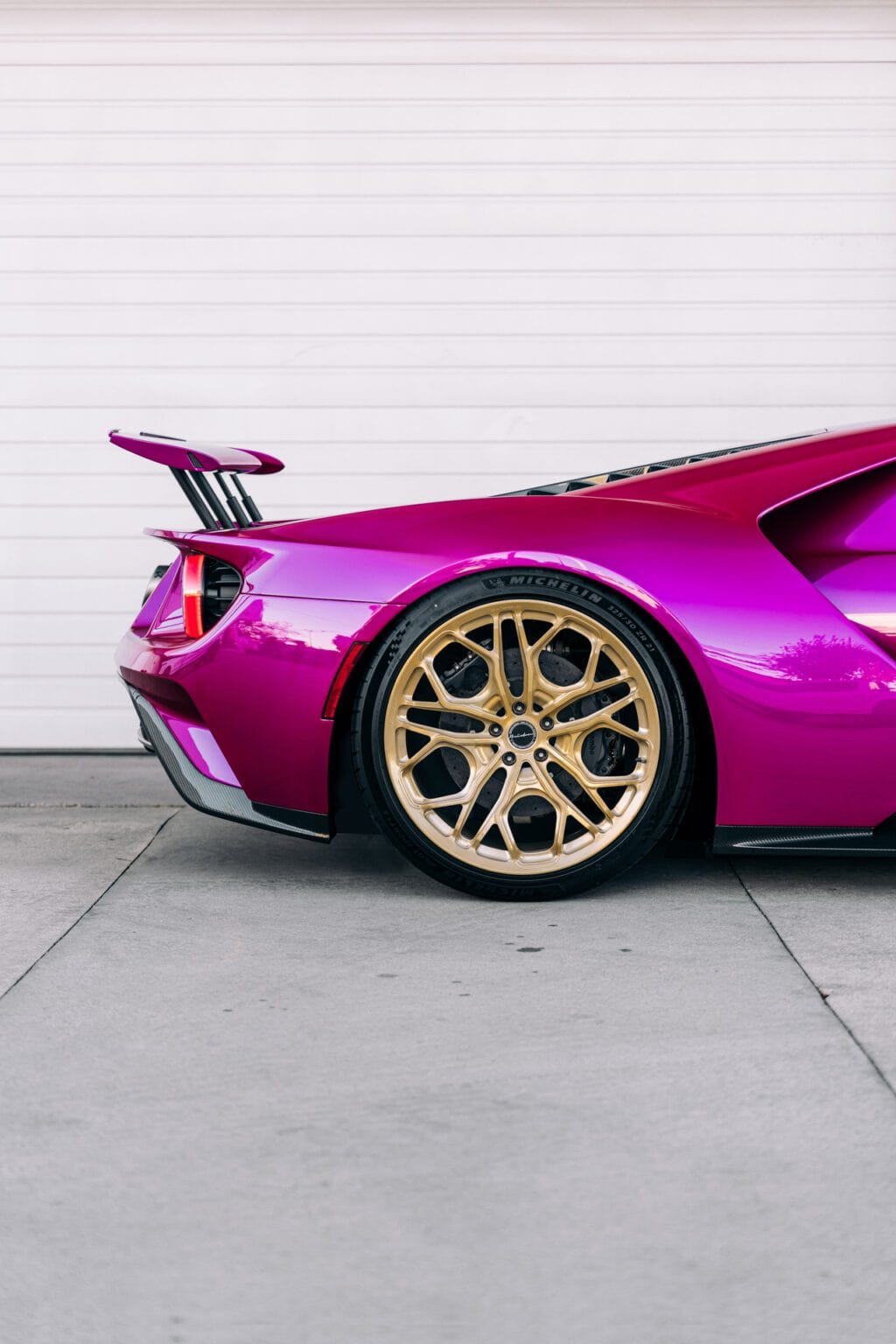 Ford GT Wheels - Pink Ford GT 2023 Brixton Forged PF14RS - Brixton Forged™