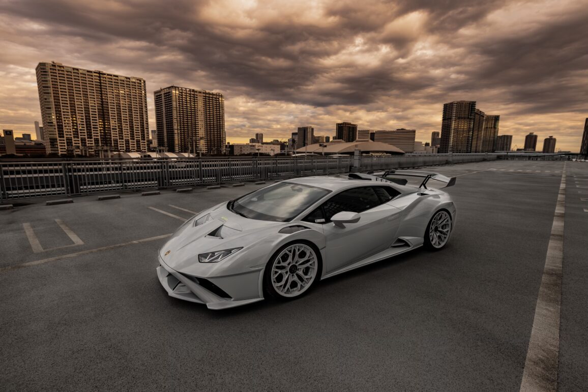 Grey Lamborghini Huracan STO - Brixton Forged™