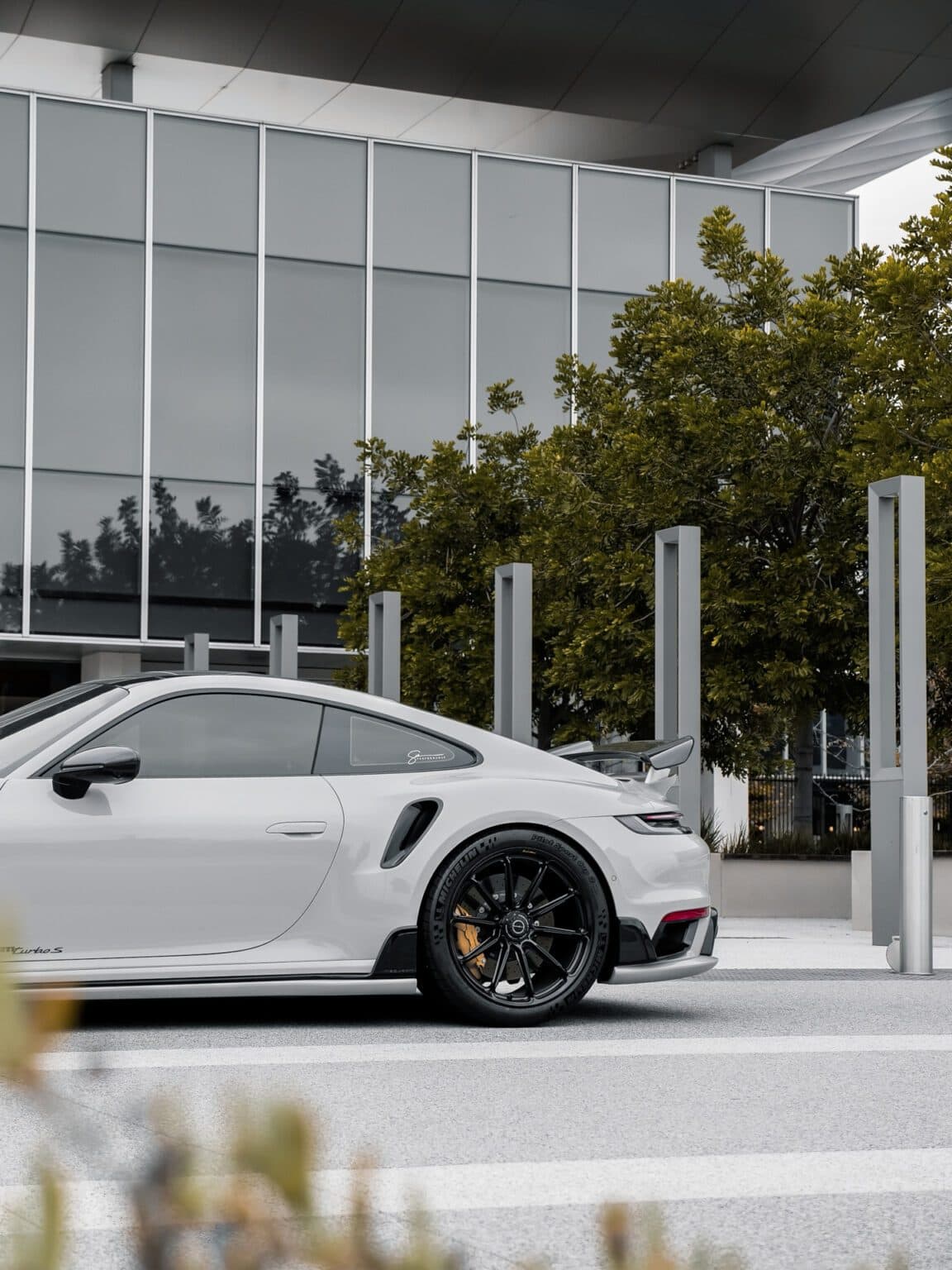 Chalk Grey 992 Turbo Techart - Brixton Forged - Brixton Forged™