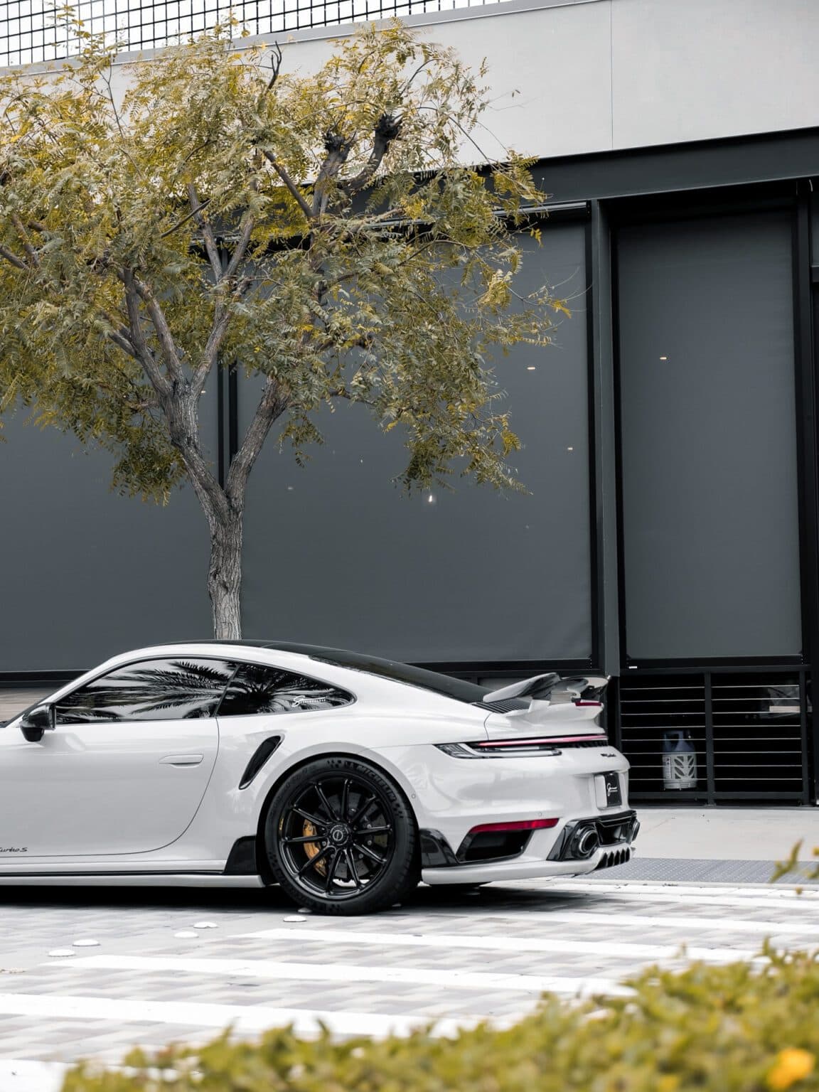 Chalk Grey 992 Turbo Techart - Brixton Forged - Brixton Forged™