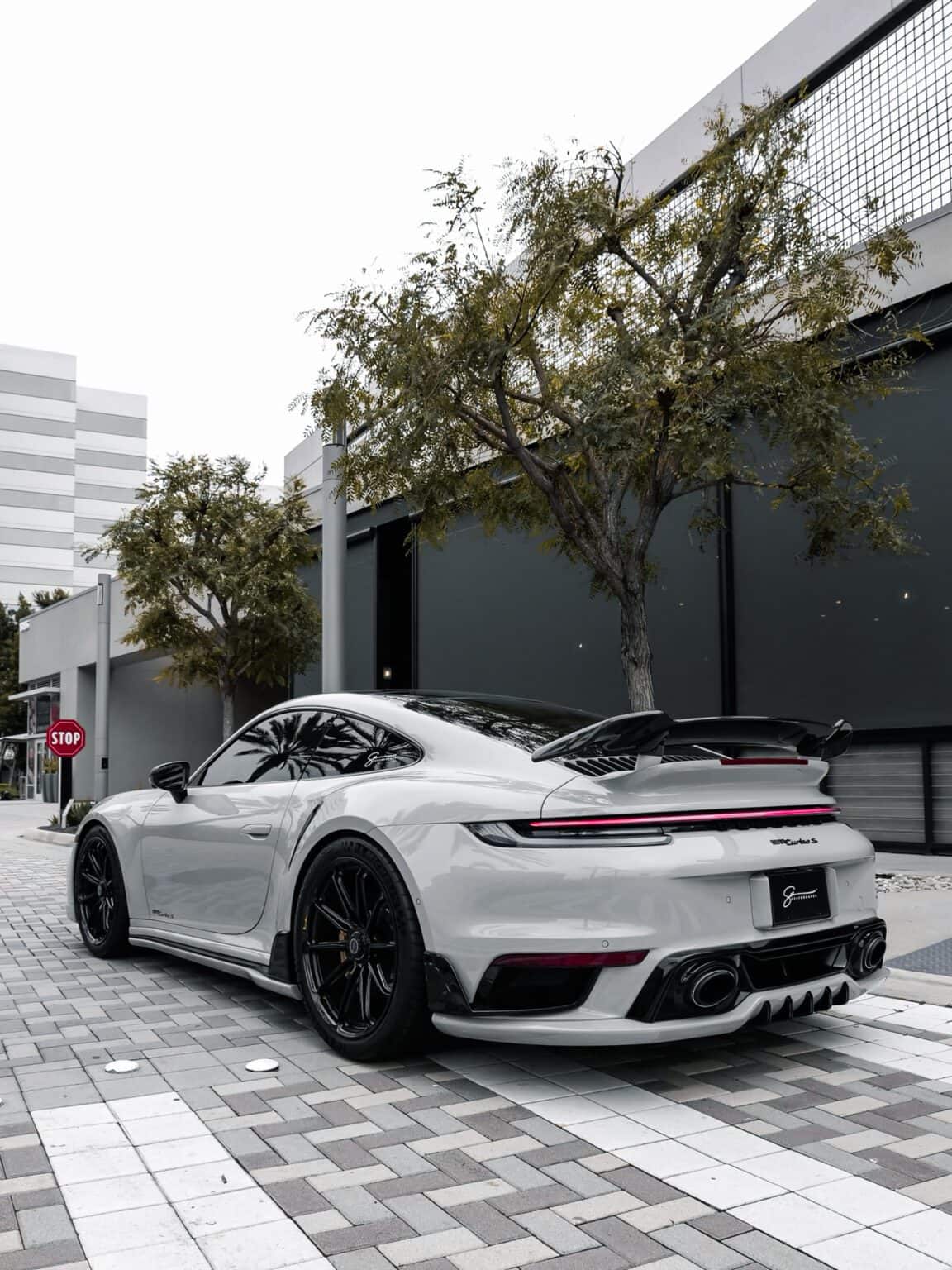 Chalk Grey 992 Turbo Techart - Brixton Forged - Brixton Forged™