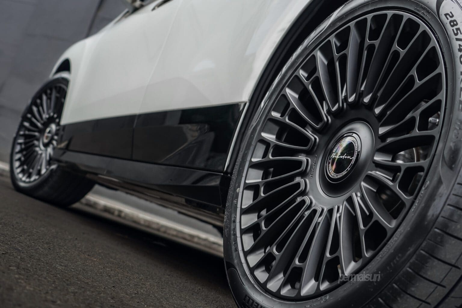 White BMW iX- Brixton Forged LX01 Monoblock - Brixton Forged™