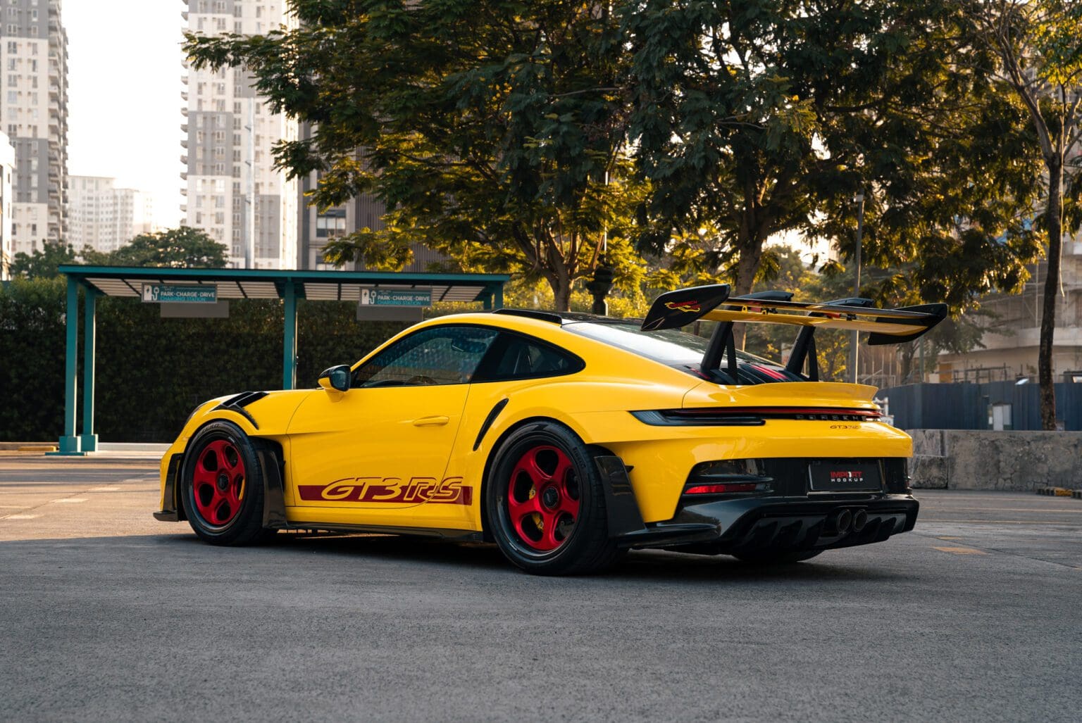 992 GT3RS Wheels (Yellow Porsche 992 GT3 RS) - Brixton Forged™