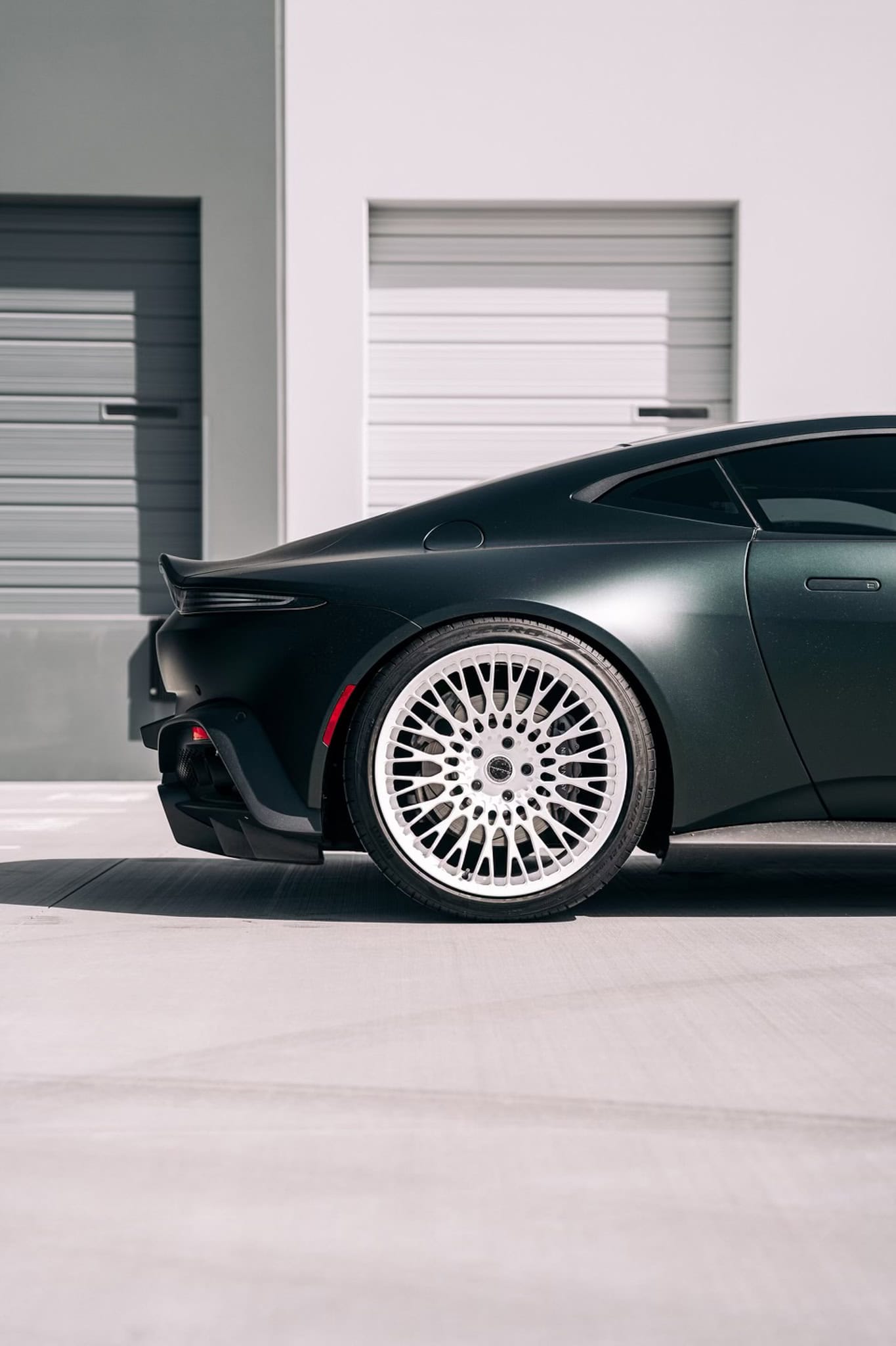 Green Aston Martin Vantage - Brixton Forged™
