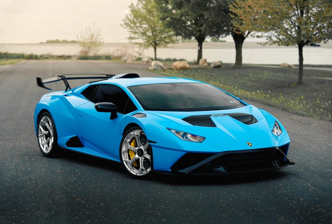 Blue Lamborghini Huracan STO - Brixton Forged™