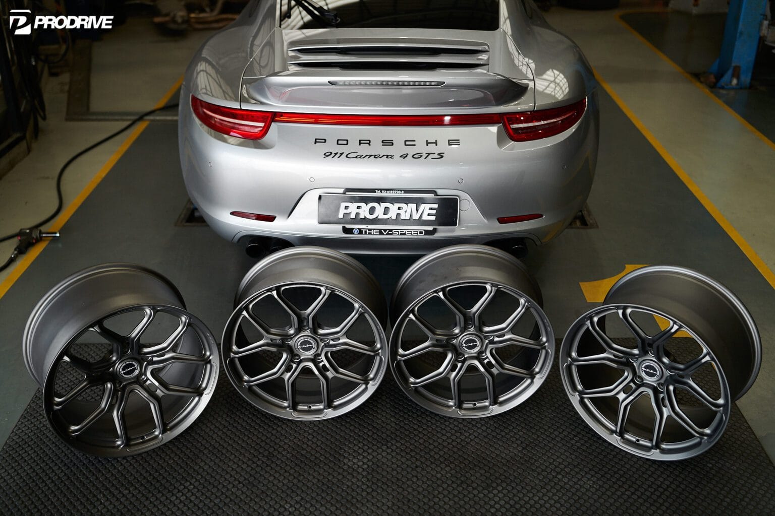 Grey Porsche 911 - Brixton Forged CM5 RS - Brixton Forged™