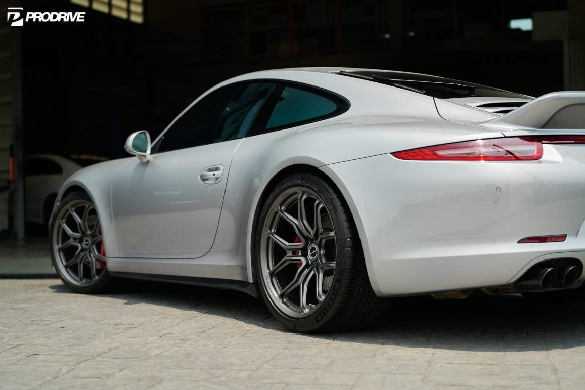 Grey Porsche 911 - Brixton Forged CM5 RS - Brixton Forged™
