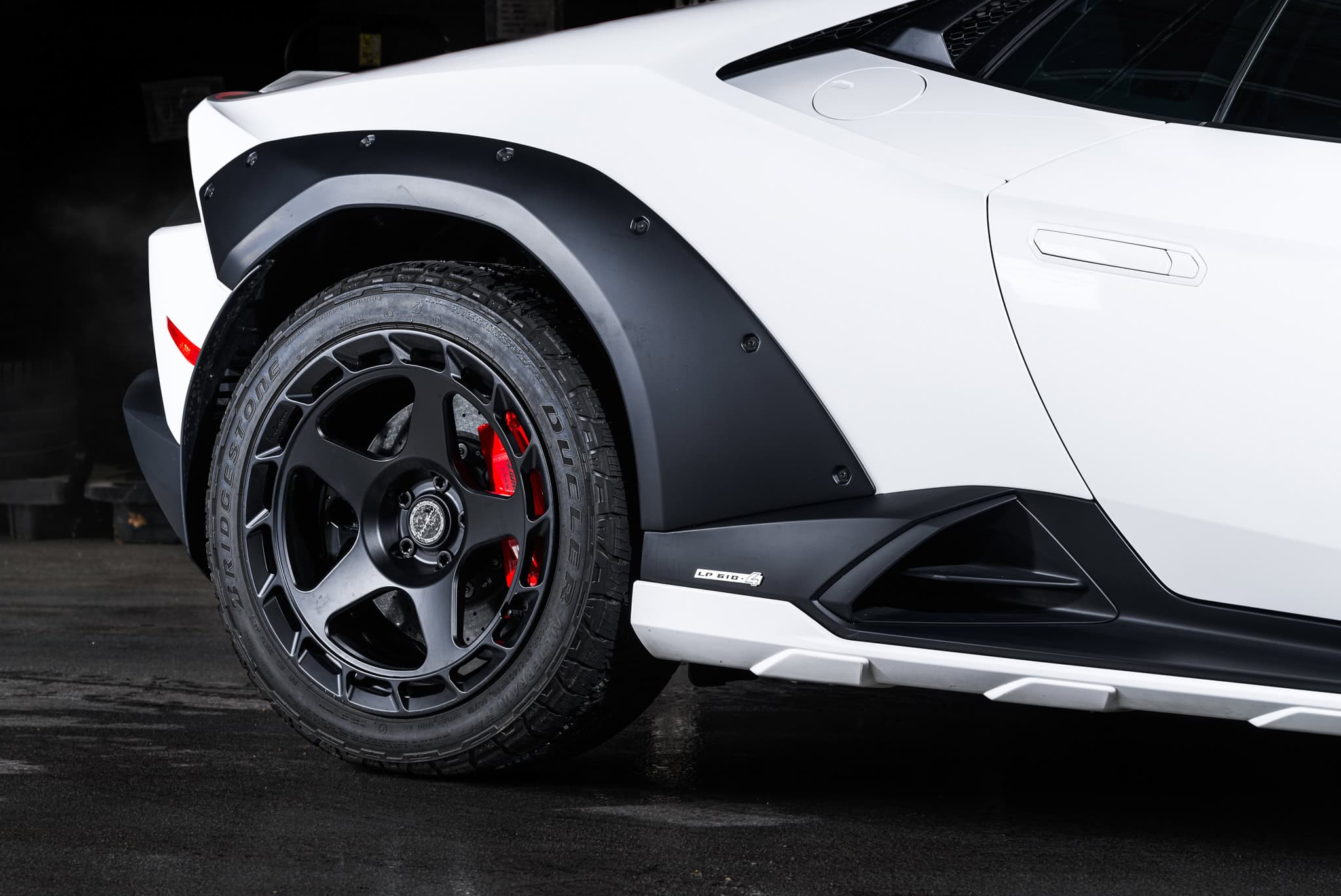 Lamborghini Huracan Sterrato Wheels - TR04 AERO1 - Brixton Forged™