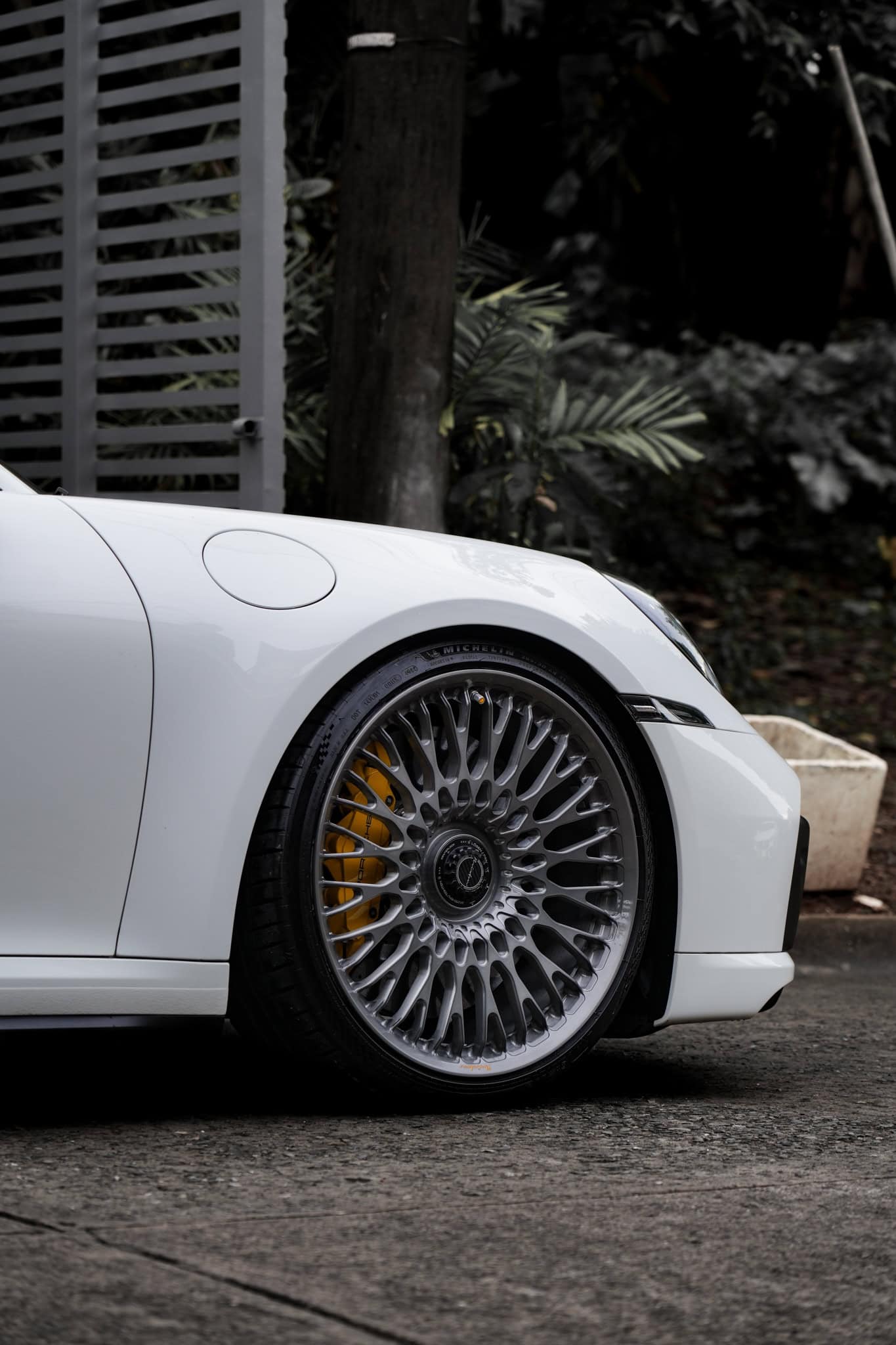 White Porsche 992 Turbo S - Brixton Forged™