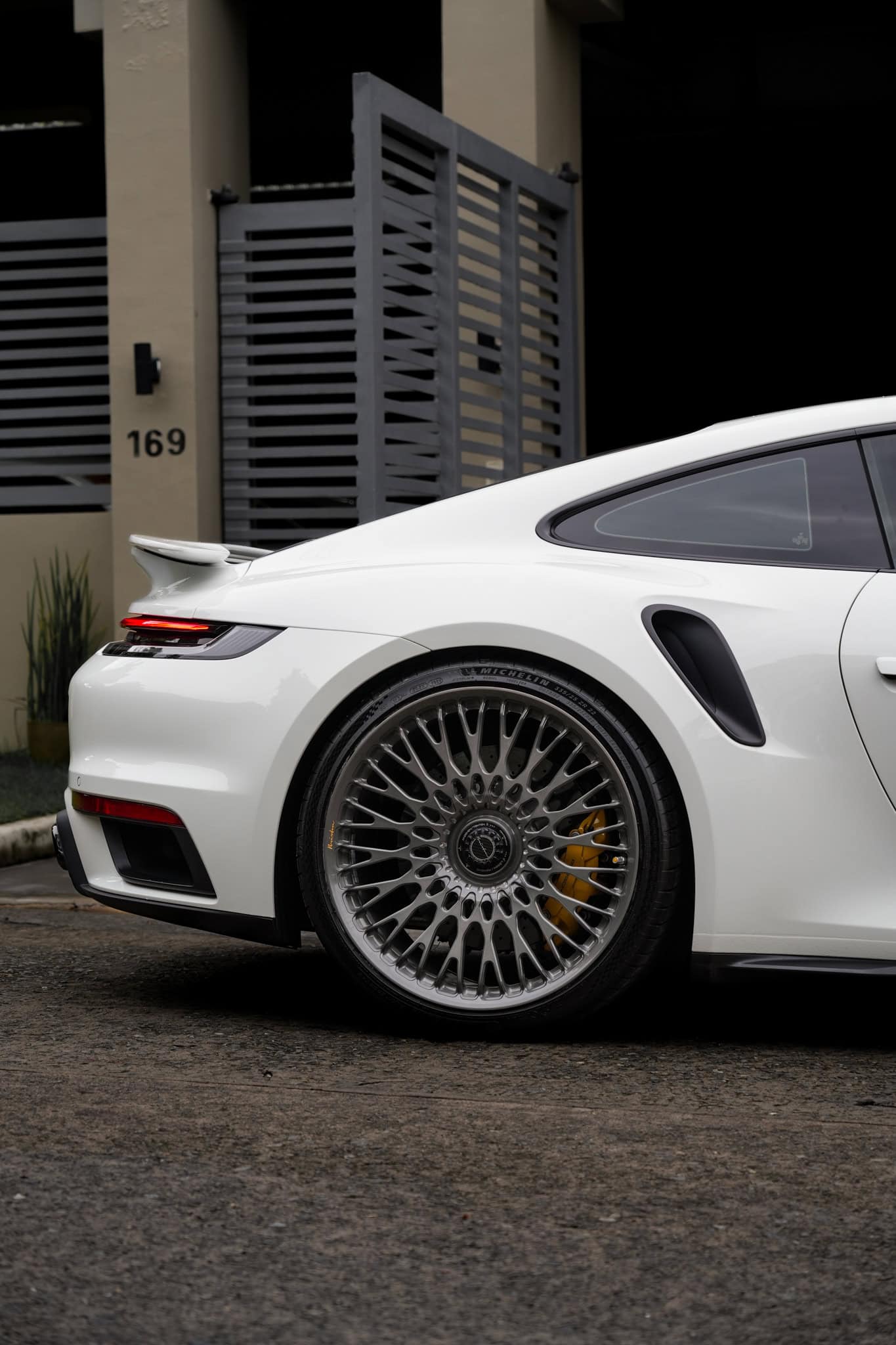 White Porsche 992 Turbo S - Brixton Forged™
