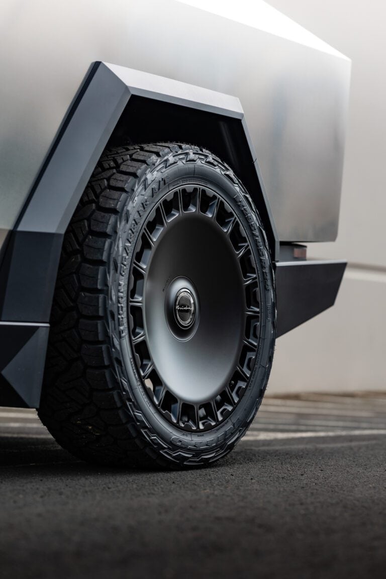 Tesla Cybertruck Cyberbeast Wheels - Brixton Forged™