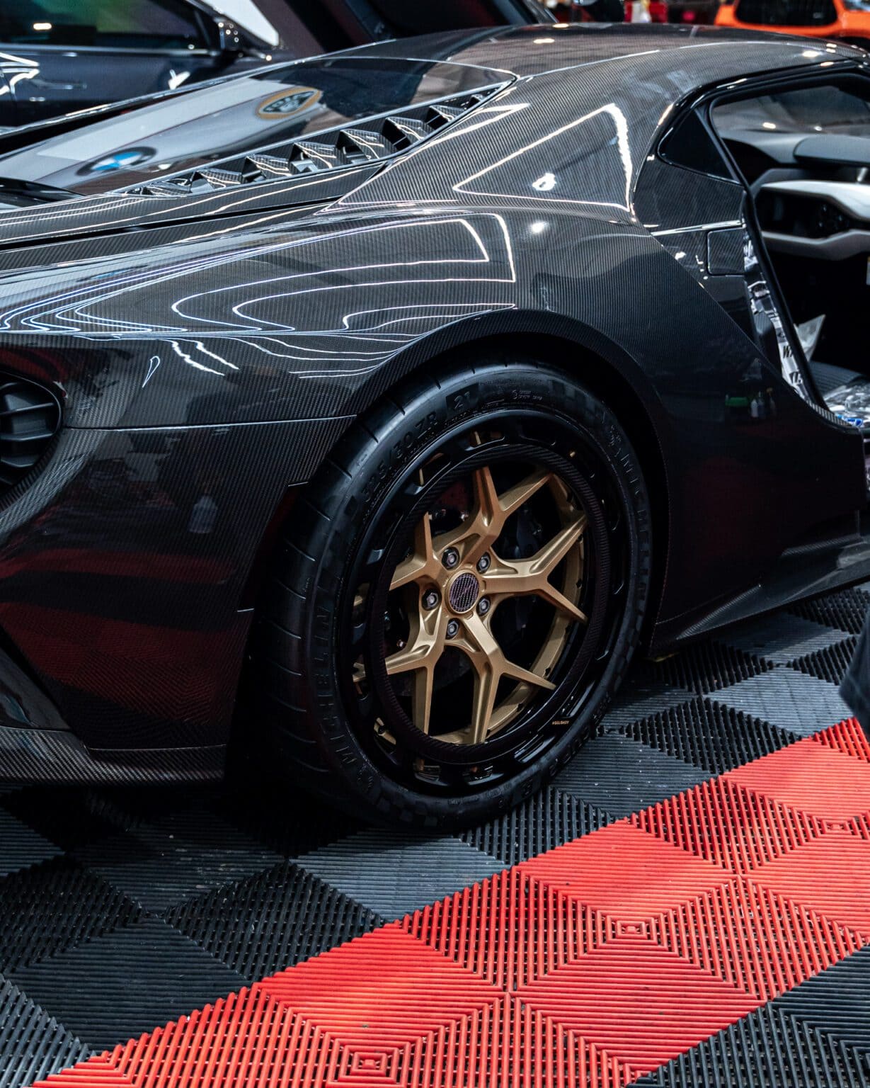 Liquid Carbon Ford GT - Brixton Forged™