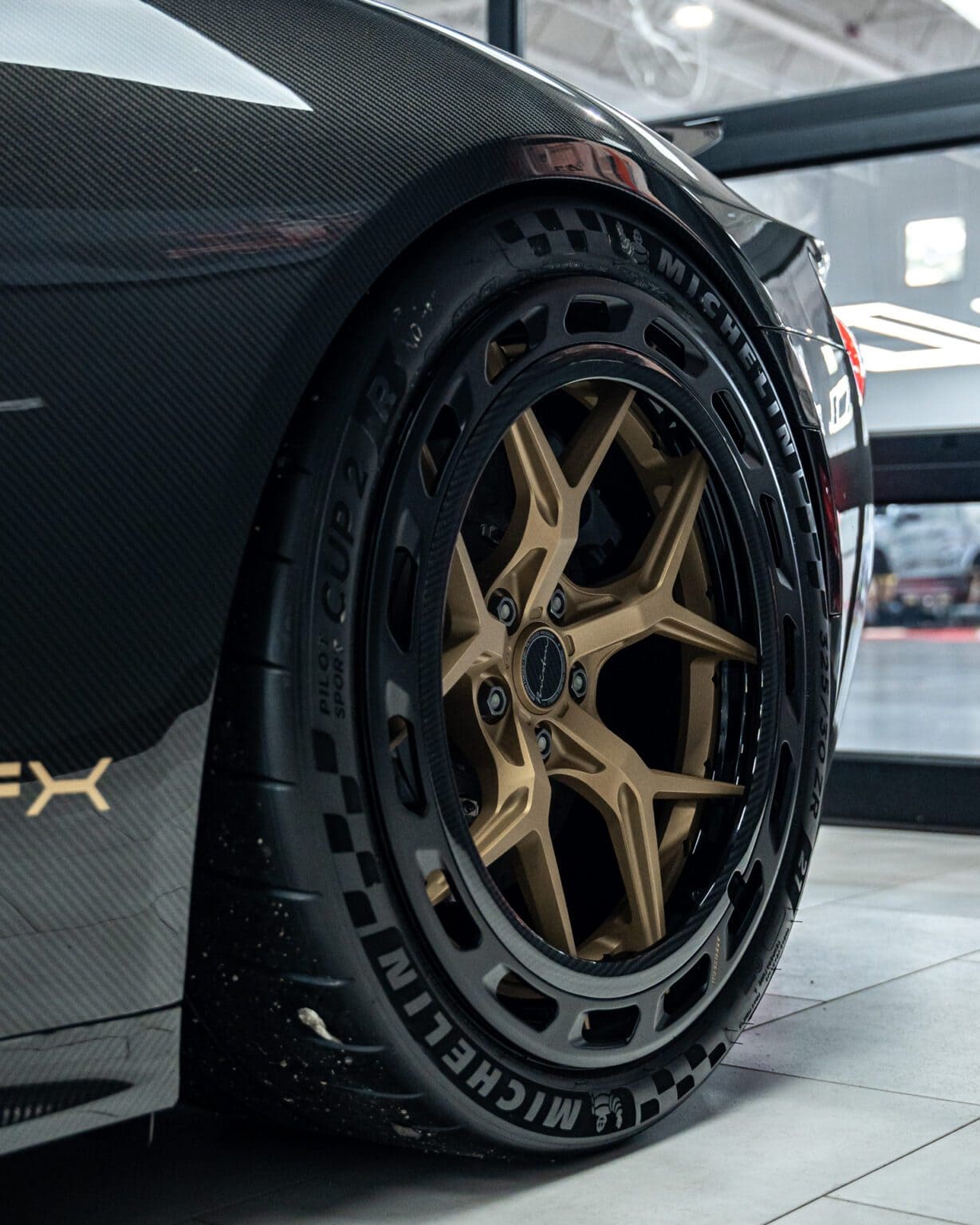 Liquid Carbon Ford GT - Brixton Forged™