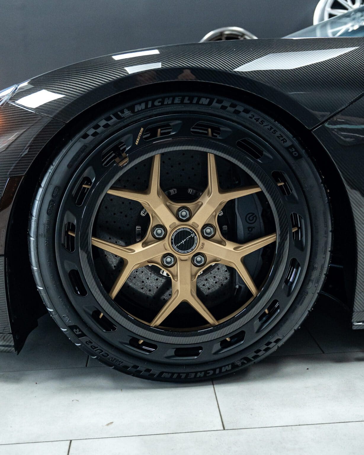 Liquid Carbon Ford GT - Brixton Forged™