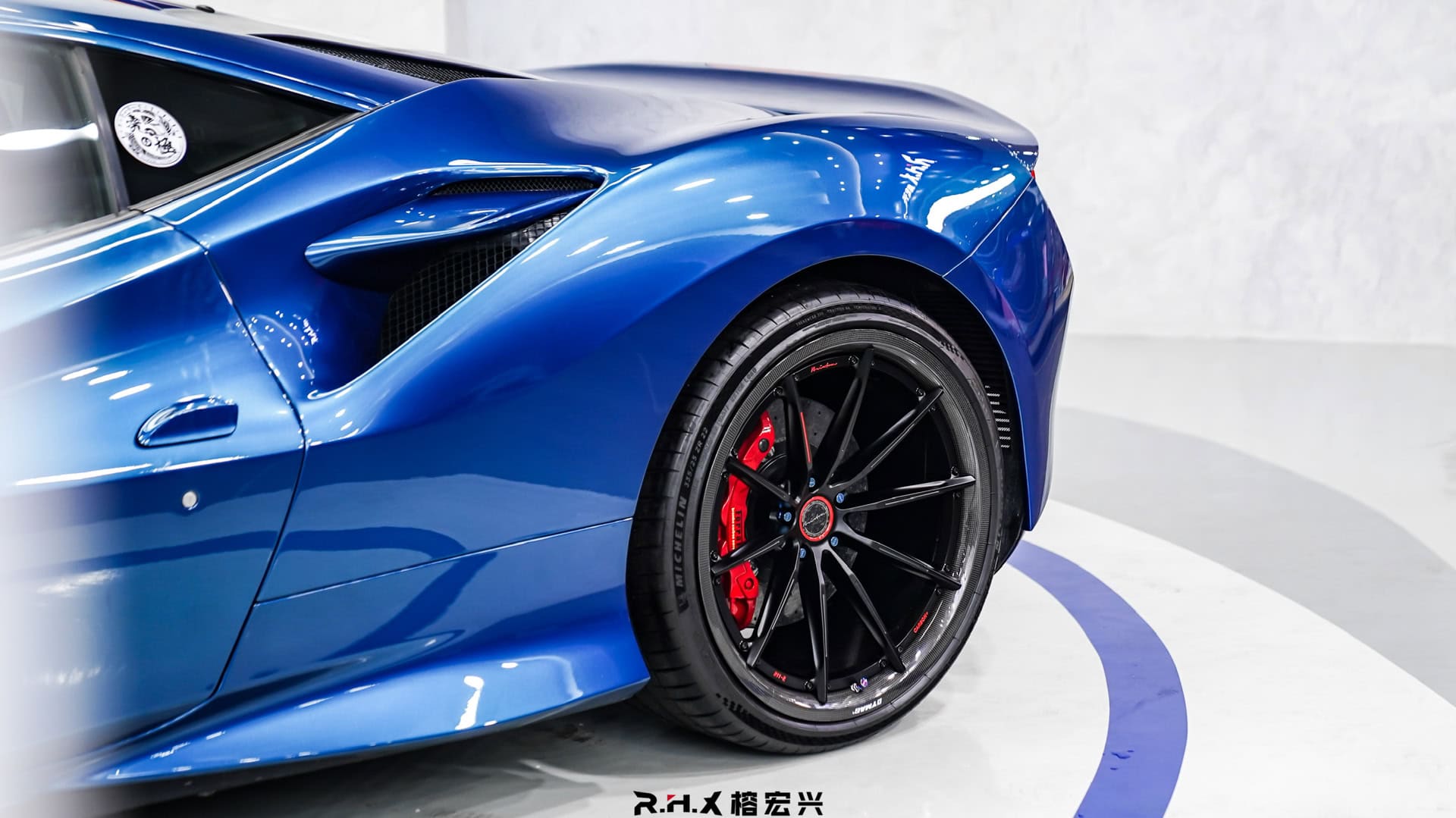 Blue Ferrari F8 Tributo - Brixton Forged™