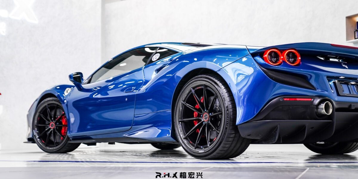 Blue Ferrari F8 Tributo - Brixton Forged™