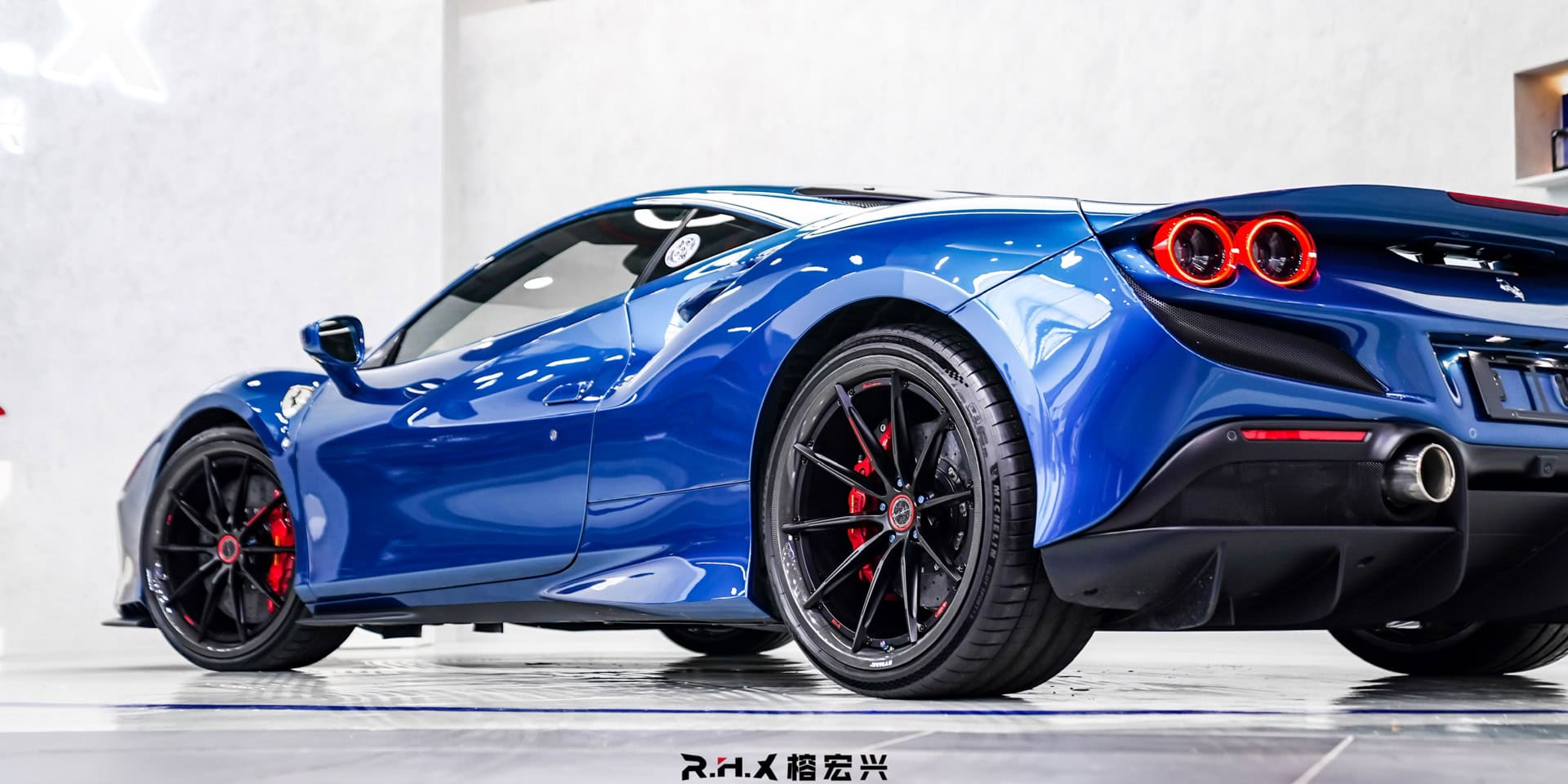 Blue Ferrari F8 Tributo - Brixton Forged™