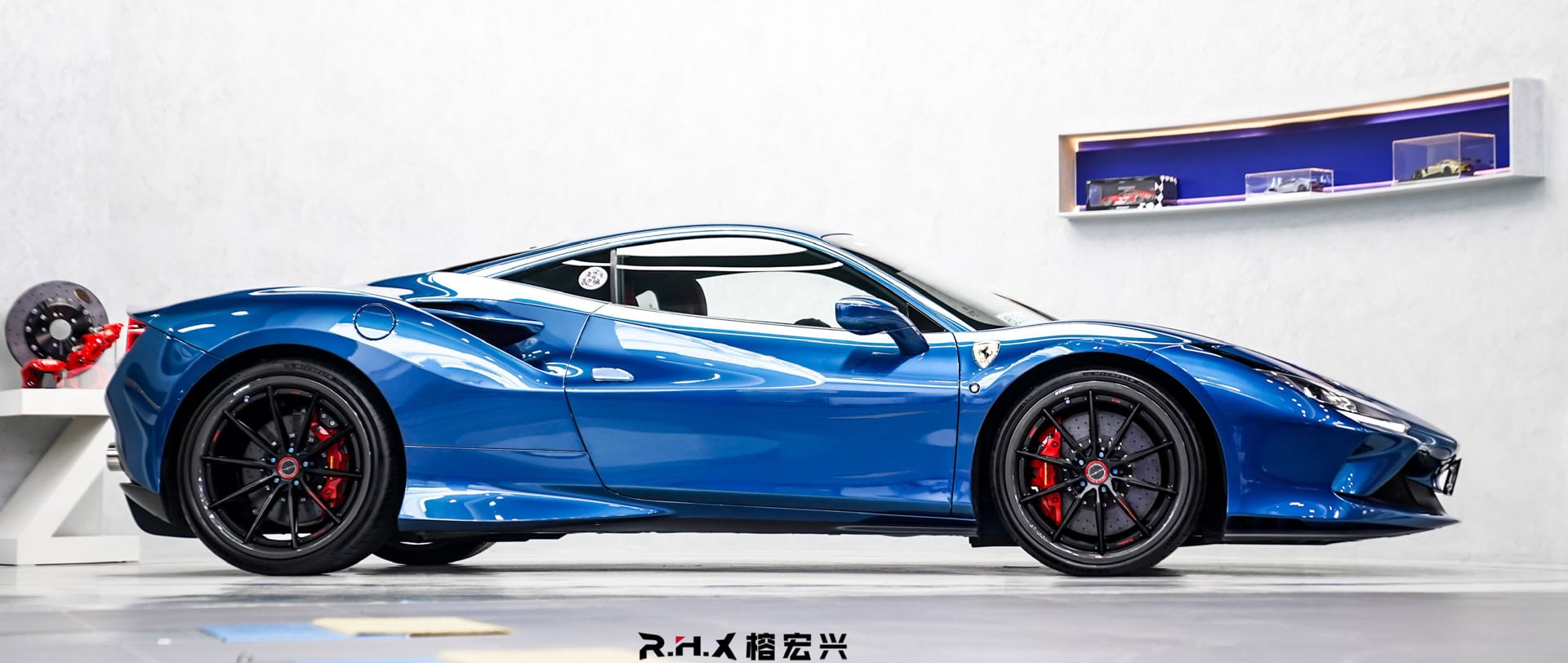 Blue Ferrari F8 Tributo - Brixton Forged™