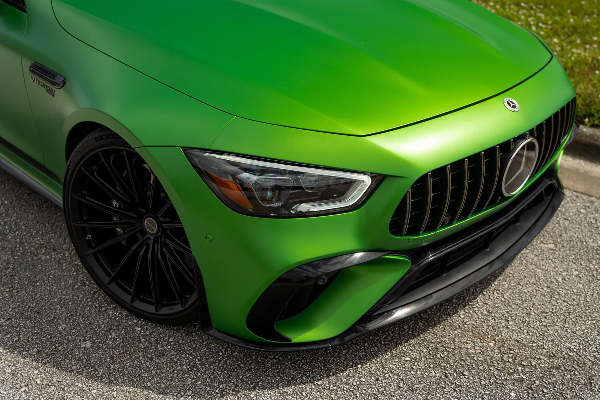 Green Mercedes-Benz GT 63S AMG - Brixton Forged™